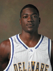 Men's basketball shares first place in conference