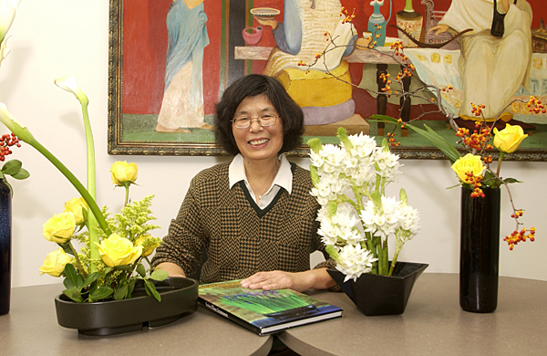 Flower lady brings beauty, pleasure to work