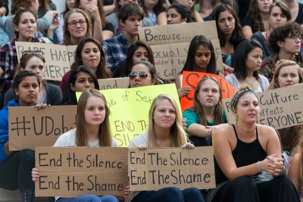 Hundreds rally on The Green to raise awareness
